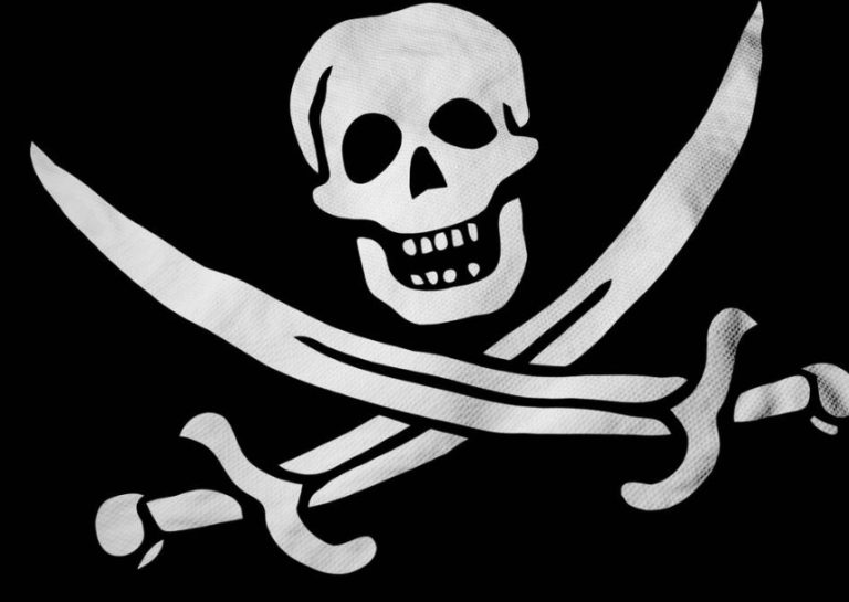 The History and Symbolism of Pirate Flags - Clouds of Montville